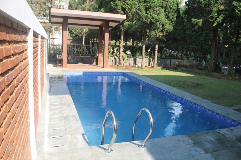 Villa Ariza 4 Kamar Private Pool – Penginapan di Lembang
